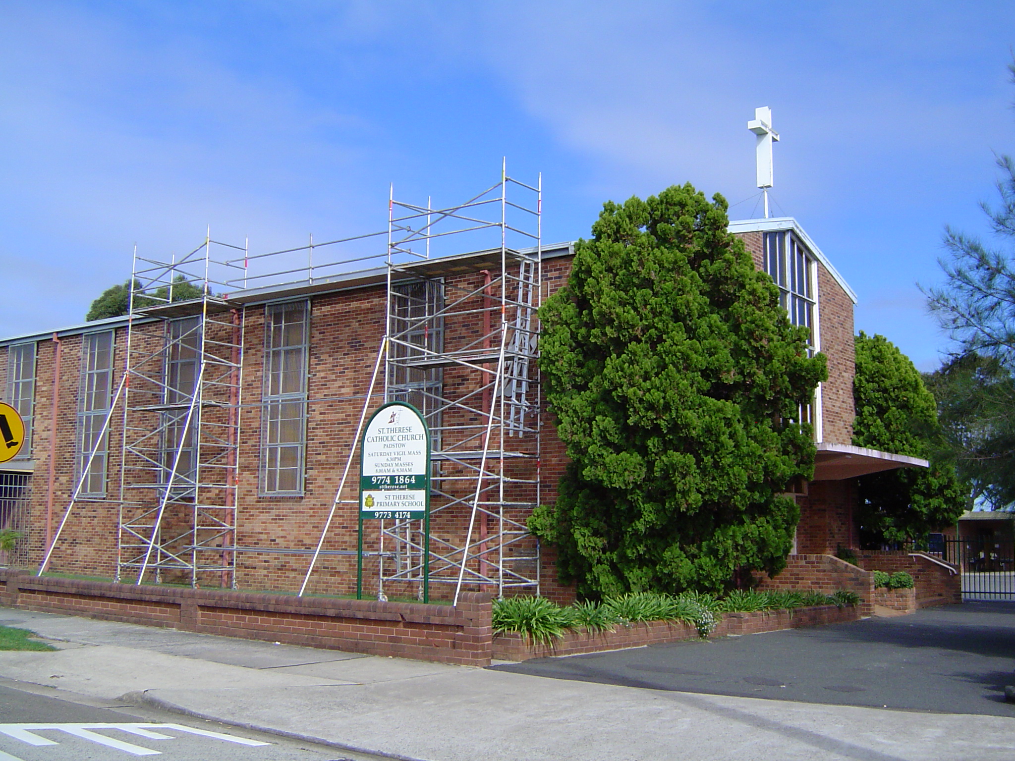 New church roof: Photo Album of St Therese Parish, Padstow.